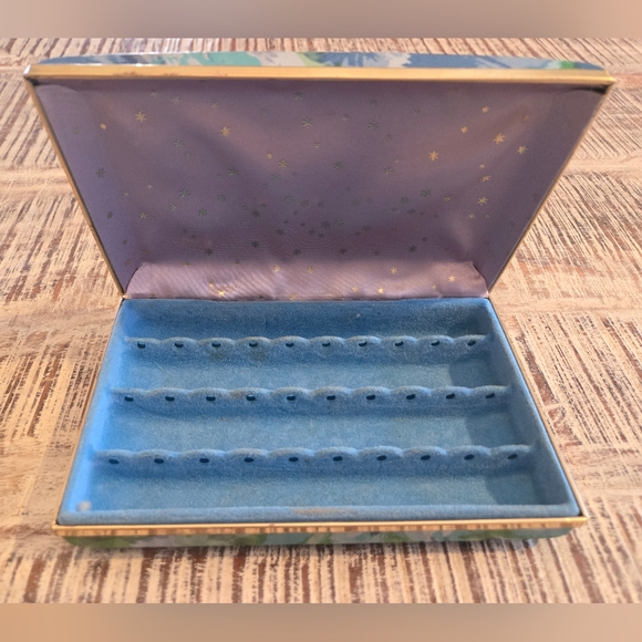 Source Unknown | Storage & Organization | Blue Velvet Jewelry Box ...